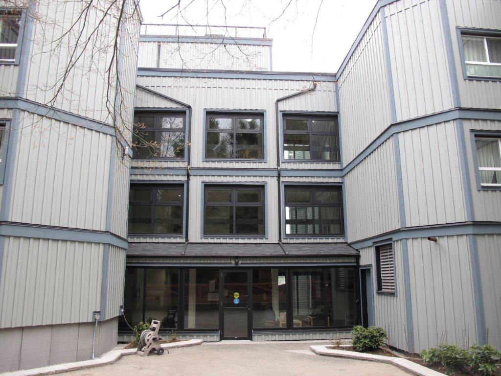 Kelly Court